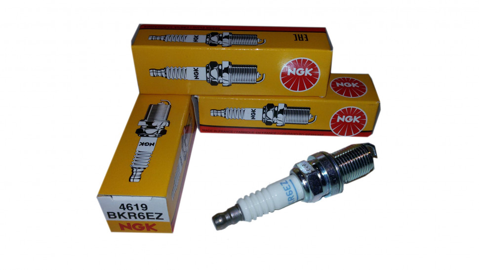 Свеча NGK BKR6EZ оригинальная (4619/6717) LADA Largus, Renault Logan ...